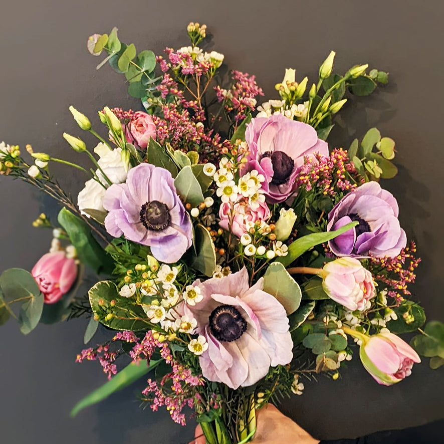 Ava bouquet of flowers – Highgate Greens and Blooms